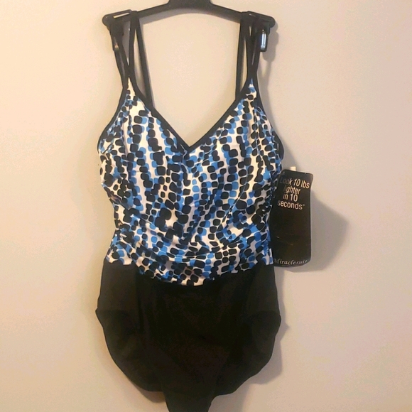 Miraclesuit | Swim | Miraclesuit One Piece Swimsuit Bethany New | Poshmark